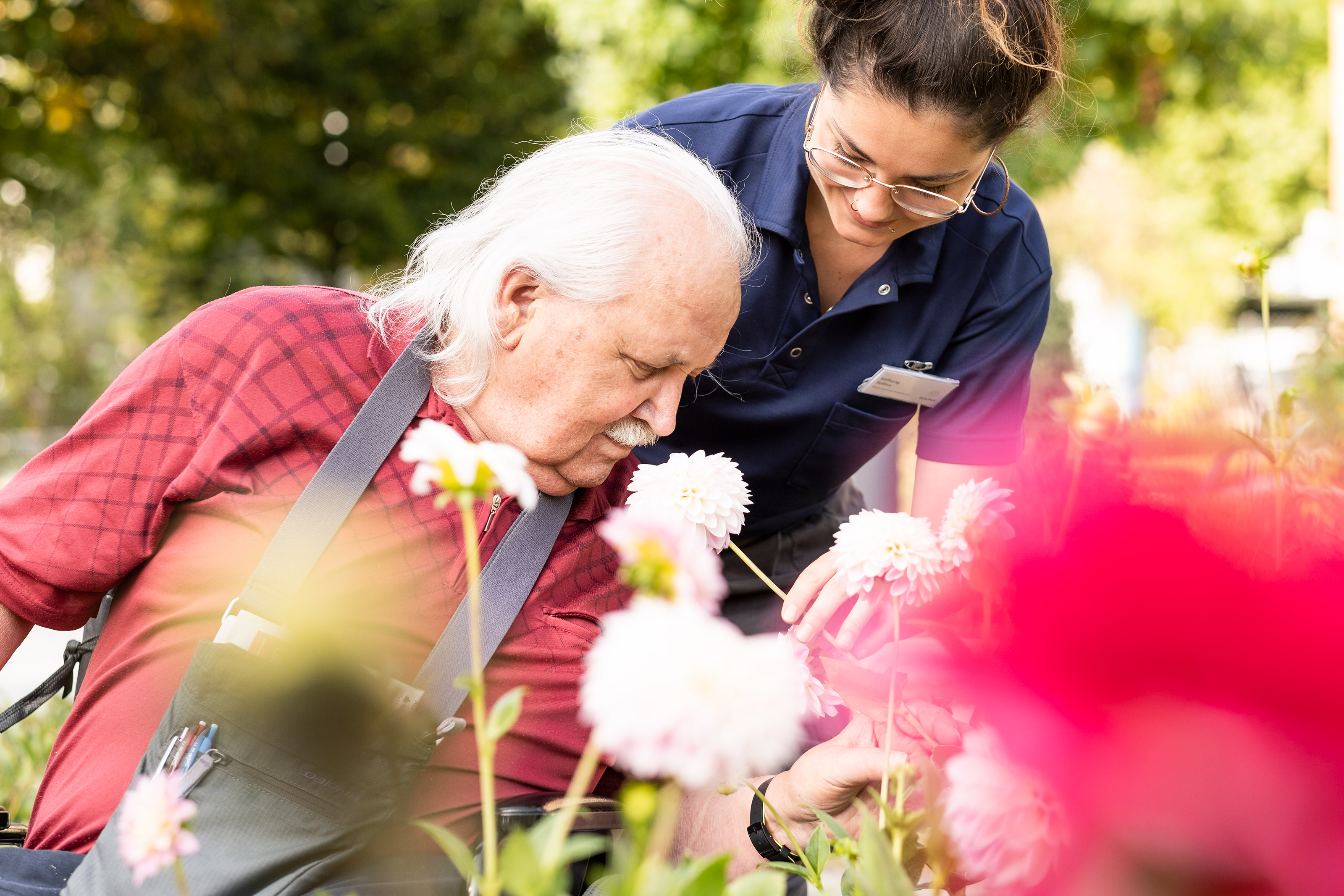 «Zäme unterwegs zum Liecht der Wunderblume» mit der Kita Fiorino (nicht ...